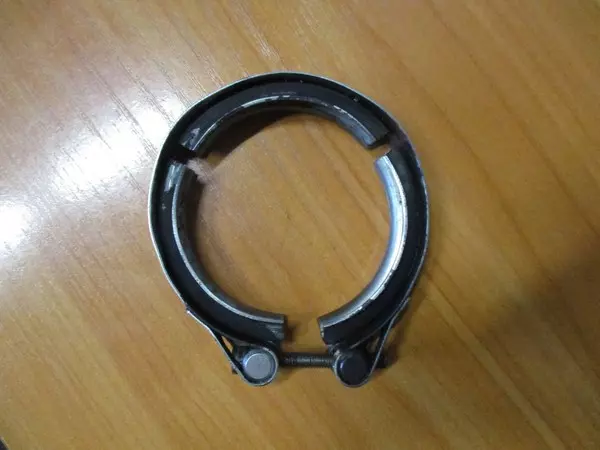 1857864 Хомут V-образного сечения (воздуховод турбокомпрессора) для ...