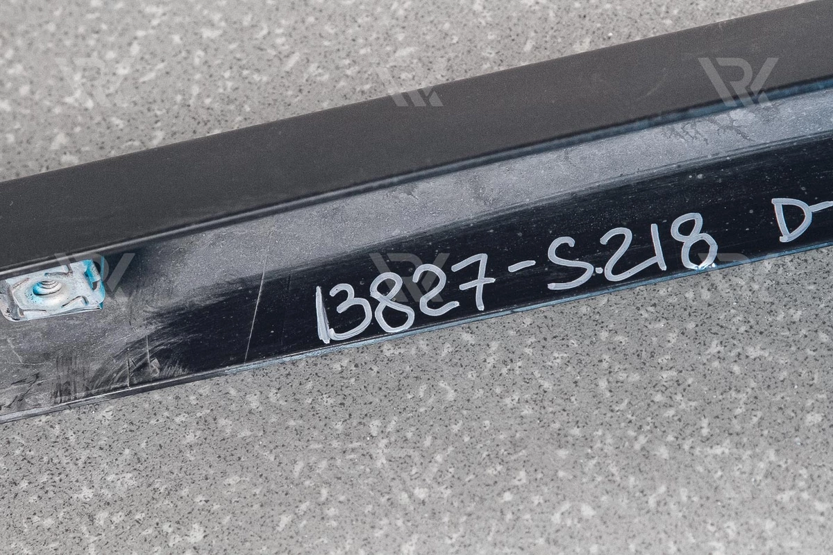 2404795 Панель приемной сетки выступающего бампера (6 серия) для Скания ...