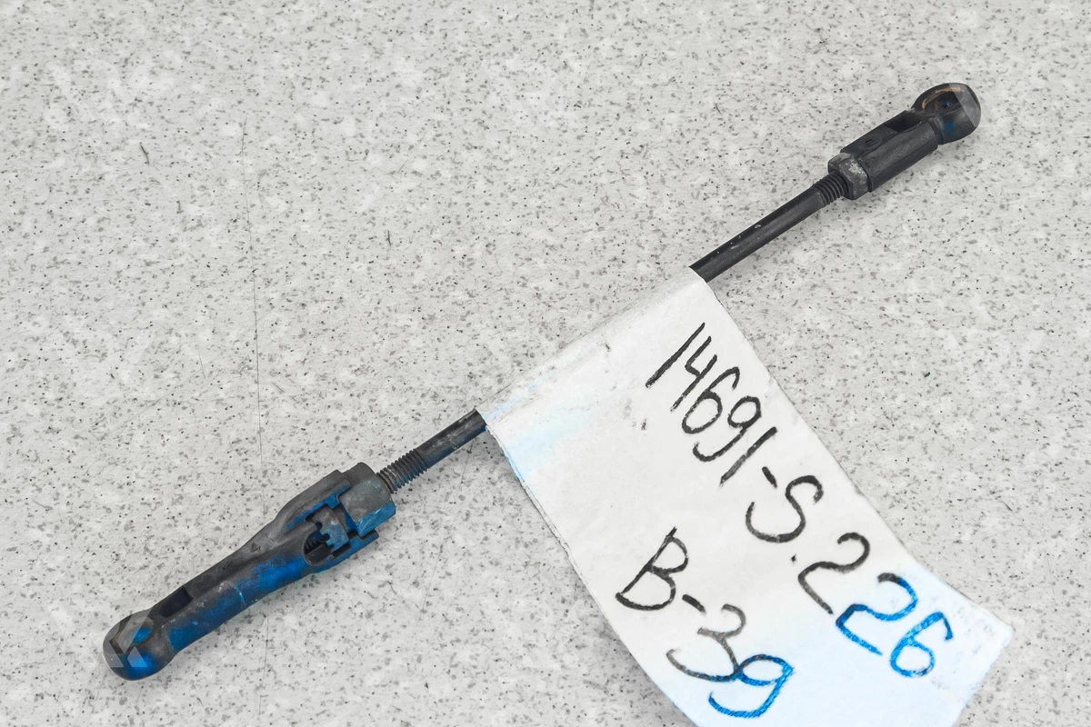 2472351 Тяга клапана регулировки уровня пола (6 серия) для Скания ...