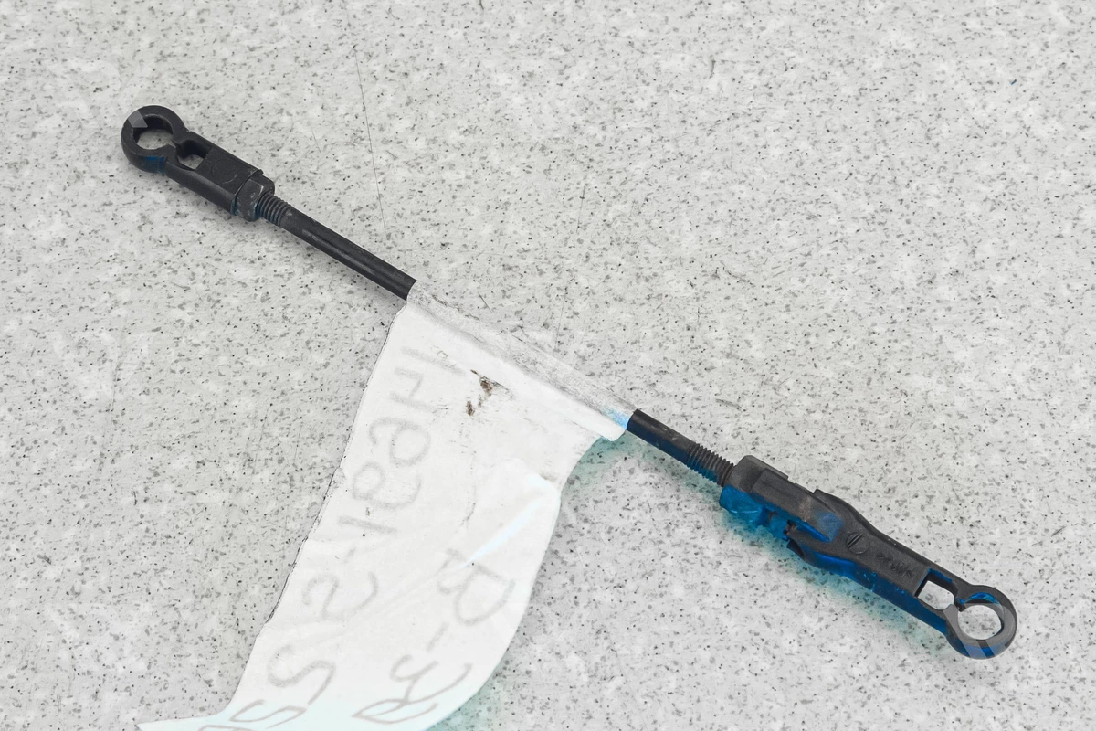 2472351 Тяга клапана регулировки уровня пола (6 серия) для Скания ...