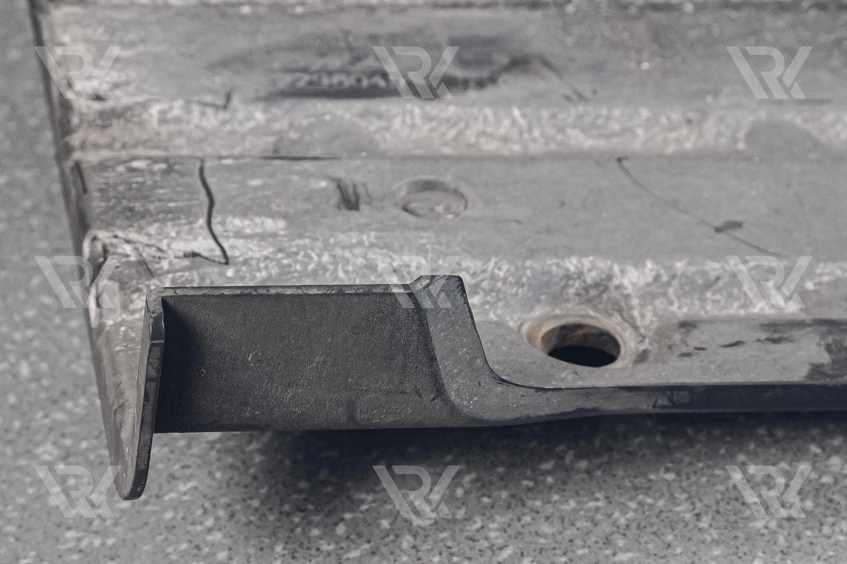 2599549 Крыло переднее, передняя часть лев. в сборе с панелью отделки и ...