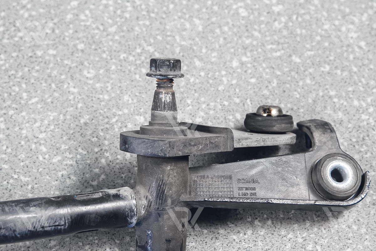 2372063 Кронштей стеклоочистителя 6 серия для Скания/Scania - купить в ...