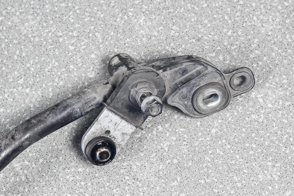 2372063 Кронштей стеклоочистителя 6 серия для Скания/Scania - купить в ...