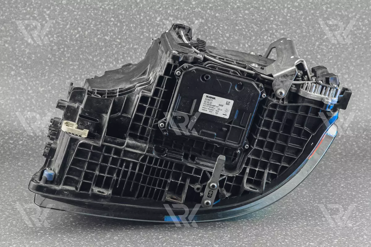 2655849 Фара прав. (6 серия) для Скания/Scania - купить в Нижний ...