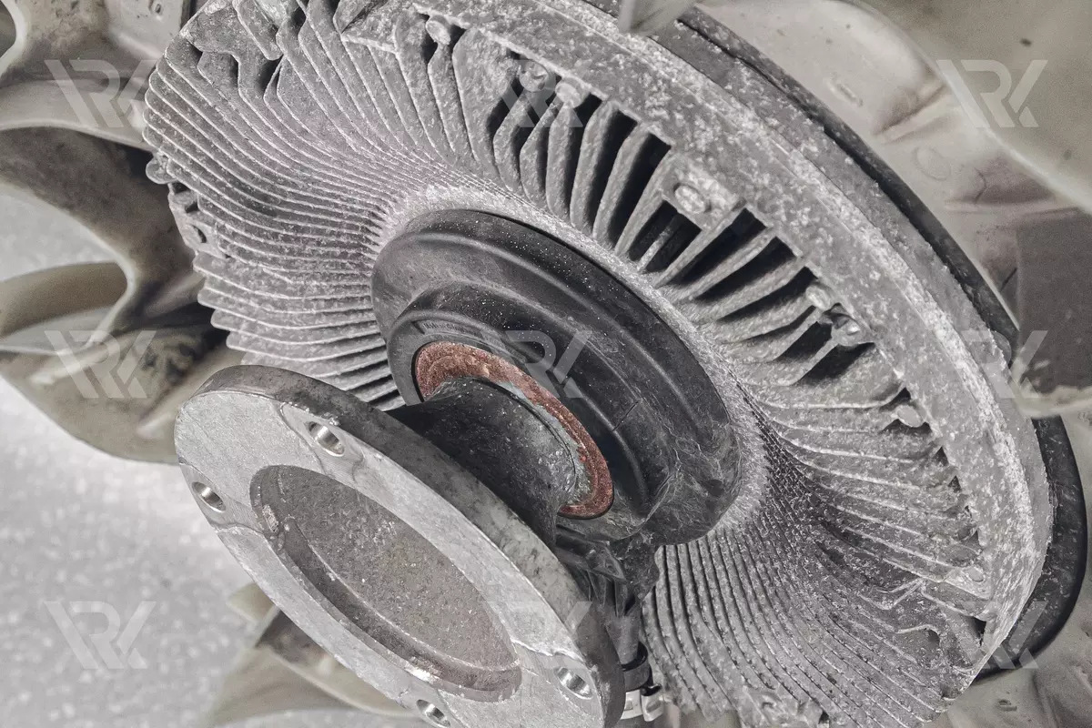 2576016 Вентилятор в сборе с вискомуфтой T123 D=813 mm (6 серия) для ...