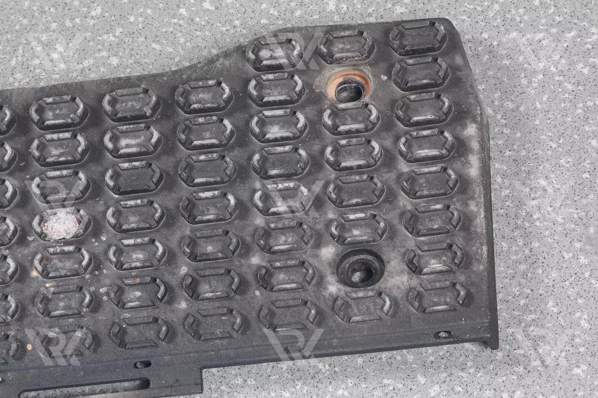 2458267 Подножка на выступающем бампере (6 серия) для Скания/Scania ...