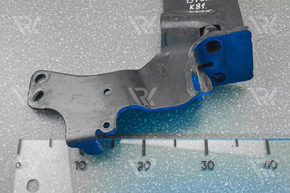 2343464 Кронштейн бампера буксирного устройства прав.(6 серия) для ...